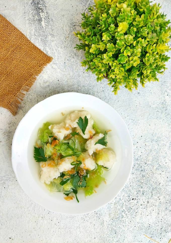 Resep Sop tekwan dan sawi putih oleh elvira Agustina - Cookpad