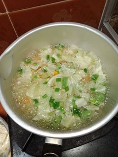 Resep Sayur Sop Bening Simple oleh Bunda Tya simple. - Cookpad