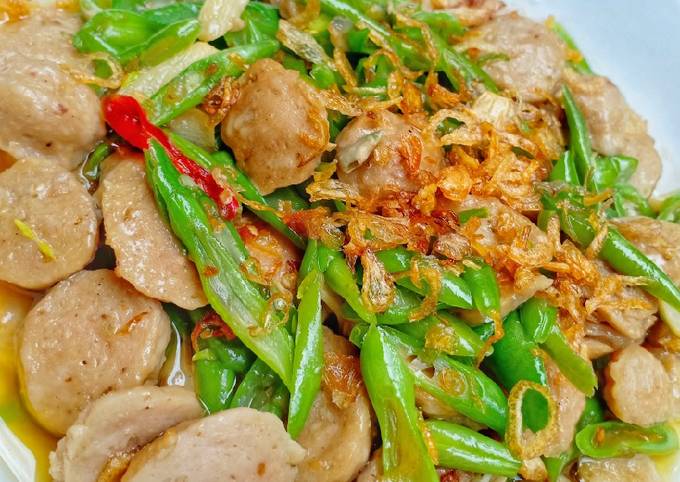 Resep Oseng Buncis Bakso oleh Kristina Puspita Dewi - Cookpad