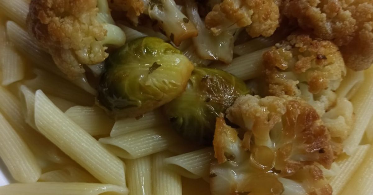 Pasta Con Coliflor Y Repollitos Receta de Luis V- Cookpad