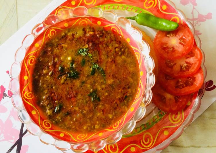 Kolhapuri dal Recipe by Gori Toor - Cookpad India