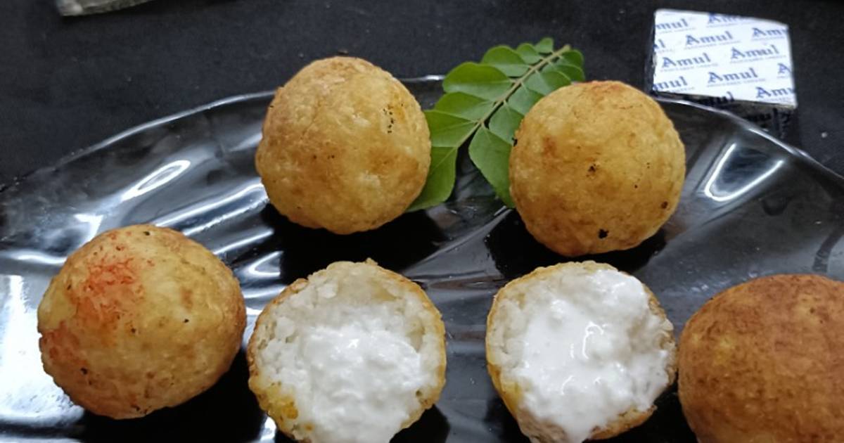 Cheesy Bomb Recipe by Sonia Kriplani,,, - Cookpad