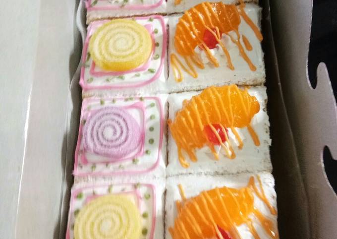 Resep Cake potong simple oleh Dapur Esmo - Cookpad