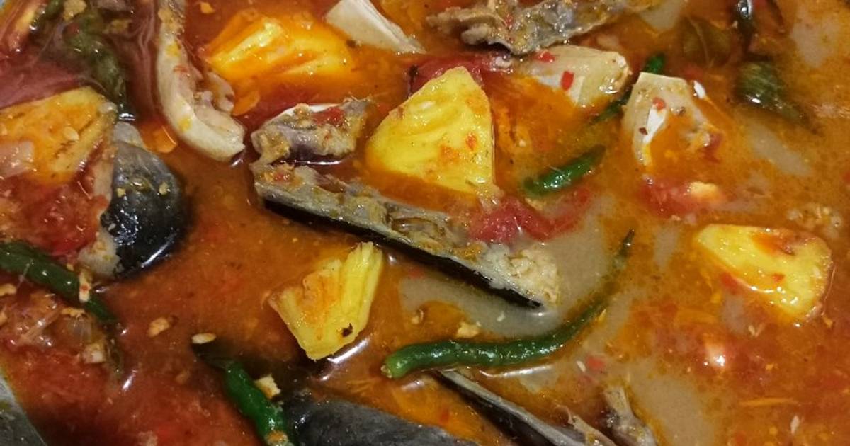 Resep Asam Pedas Ikan Patin khas Melayu Riau oleh Dina Yuandha - Cookpad