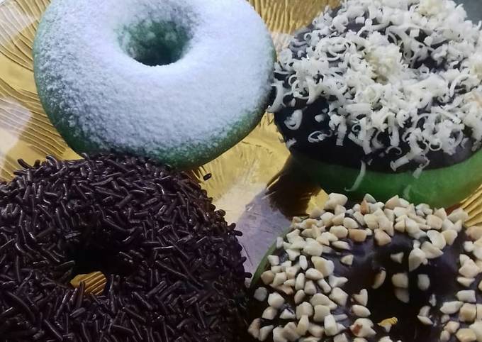 Resep Donat Pandan Menul oleh Nuning Feimo Tallents - Cookpad