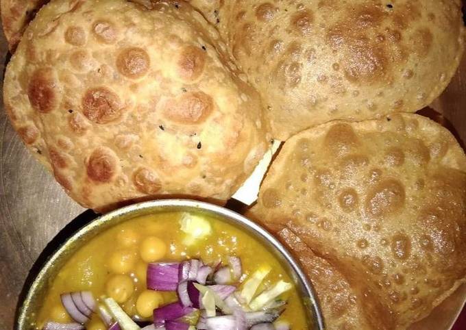Chole puri Recipe by Meena Garg - Cookpad