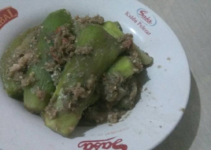 Resep Terong Ijo Pecak oleh Lia Rochmatul Jannah - Cookpad
