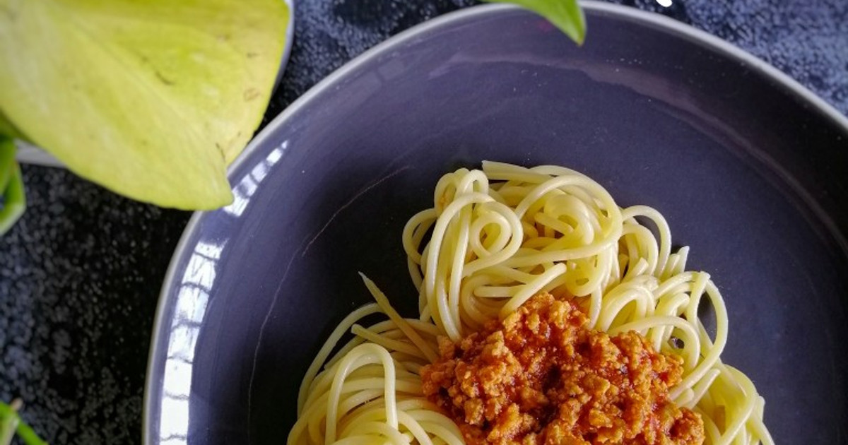 Resipi Spaghetti Bolognese Ayam oleh Mardiana Jaafar - Cookpad