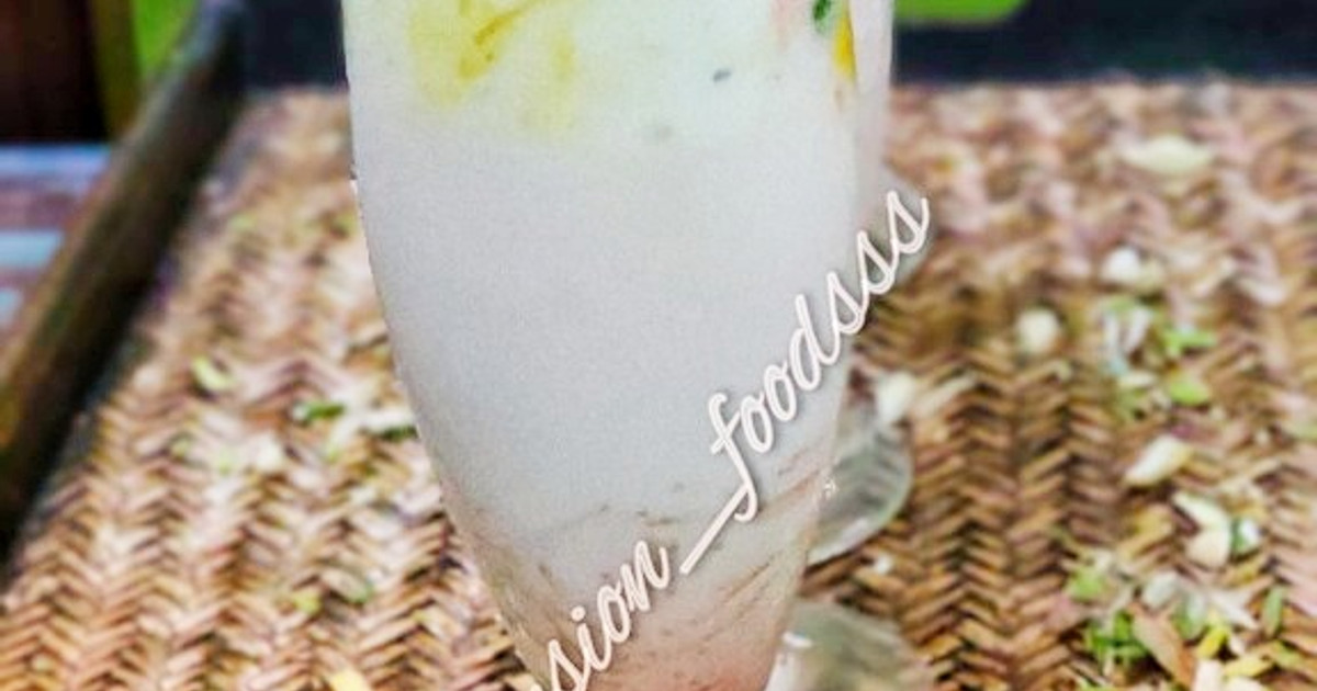 Milkmaid Rabri Shake Recipe by Elakshi Santosh - Cookpad