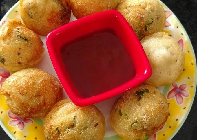 Appe (Maharashtrian snacks) Recipe by Tejaswini Banerjee - Cookpad