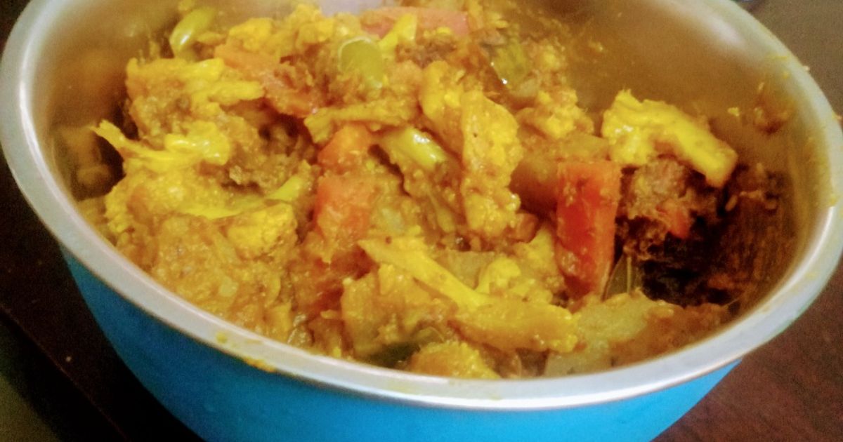 Dry Subzi For Lunch Box Recipe by Madhumita Biswal - Cookpad