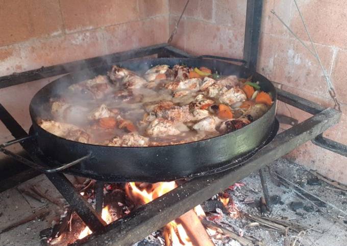 Pollo al disco 🥘 Receta de Roxana Civallero- Cookpad