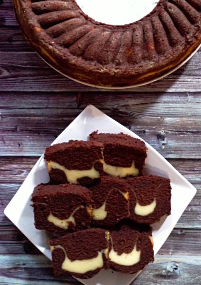 Resep Choco Cheese Butter cake oleh Hilda Dawood - Cookpad