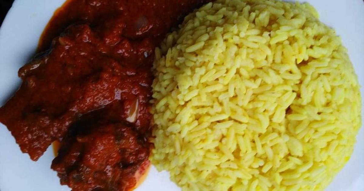 Curry rice with tomato goat meat sauce Recipe by Hilary nehemiah - Cookpad