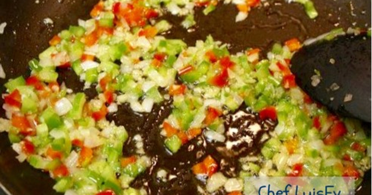 Sofrito Criollo Luis Fy. Receta de LuisFy- Cookpad