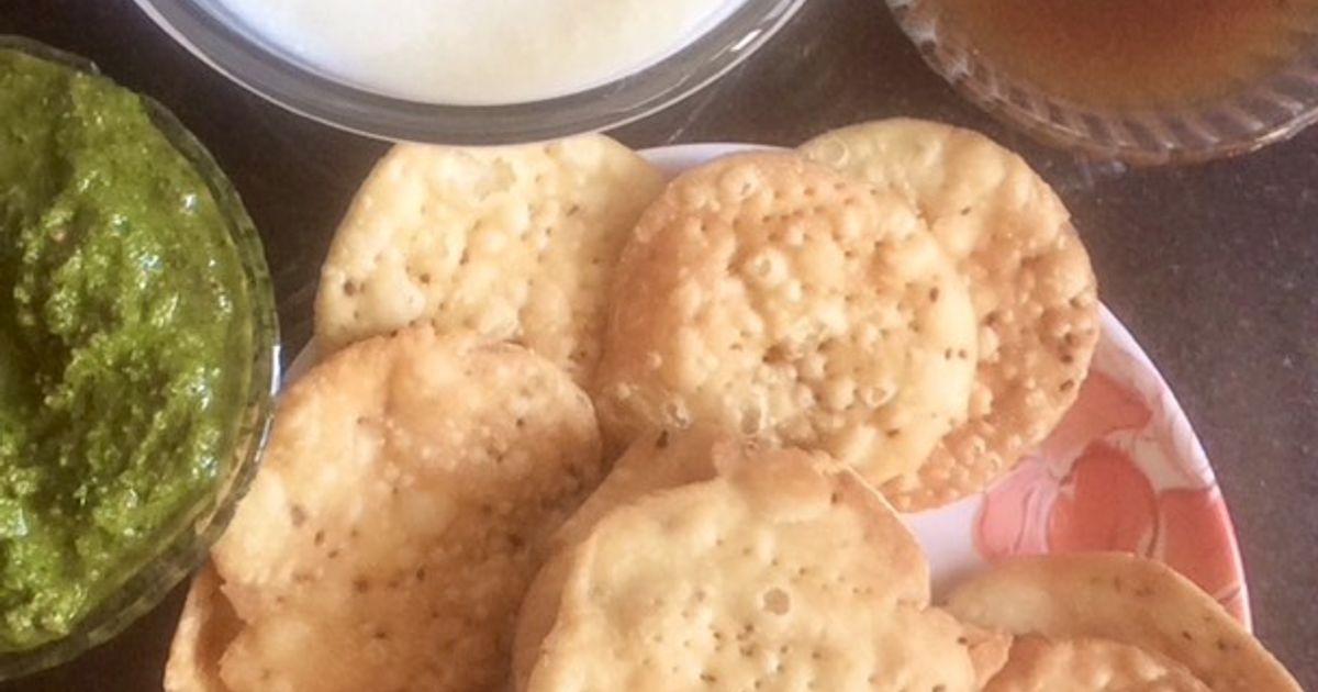 Farsi Puri Recipe by Foodiequeenbhumi - Cookpad