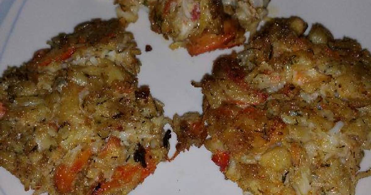 Breadless Crab Cakes Recipe by Sue - Cookpad