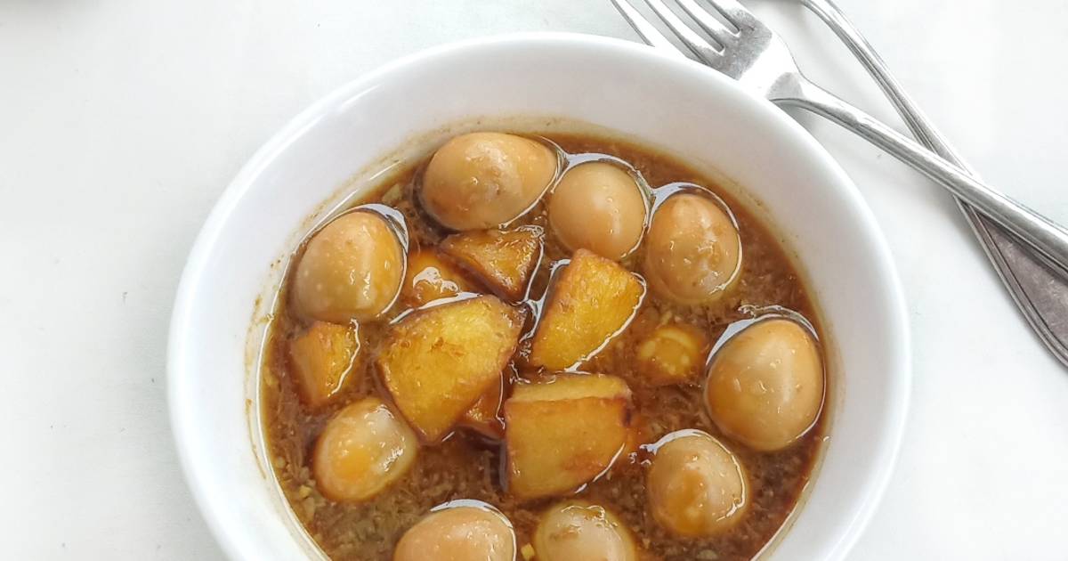 Resep Semur telur puyuh kentang oleh Eli Yana DL - Cookpad