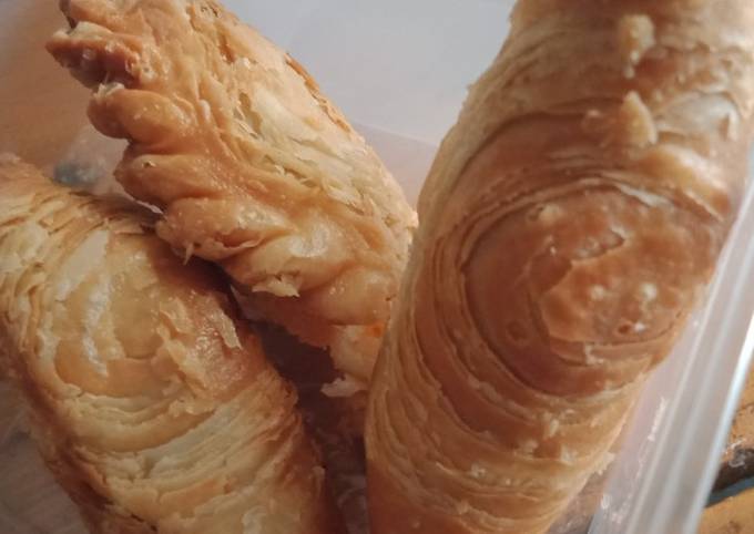 Resipi Karipap Pusing (Ada Tepung Beras) oleh Cookies Monster 🍪 - Cookpad