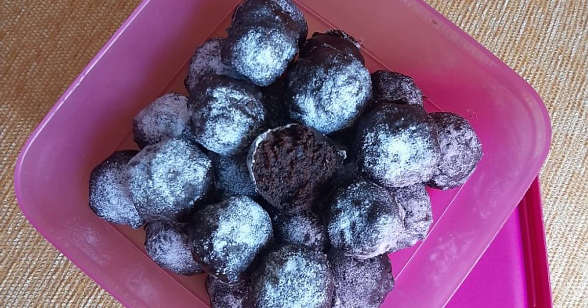 Resep Double Choco Ball oleh Ade Hidayani - Cookpad