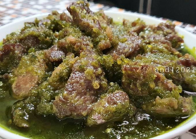 Resep Daging Sapi Cabe Ijo 🇲🇨 #masakanindo oleh Shafa Diandra - Cookpad