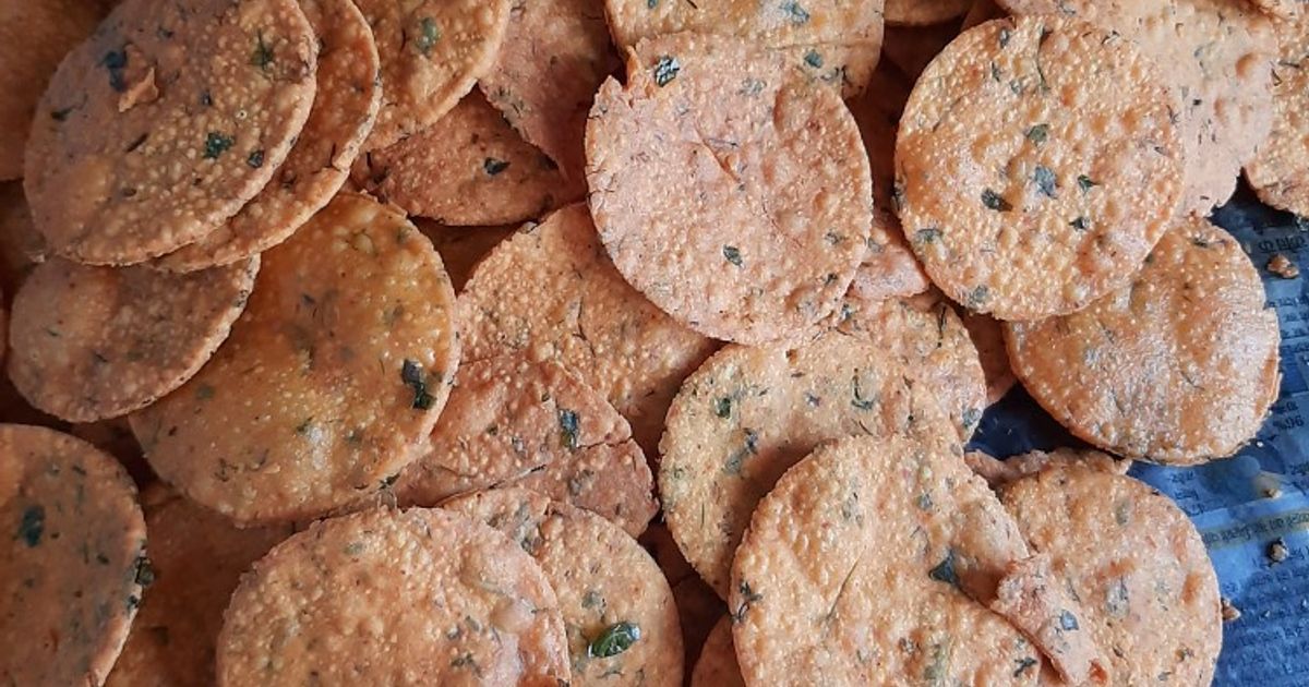 Besan Ka Papad Recipe by Ritu Parihar - Cookpad