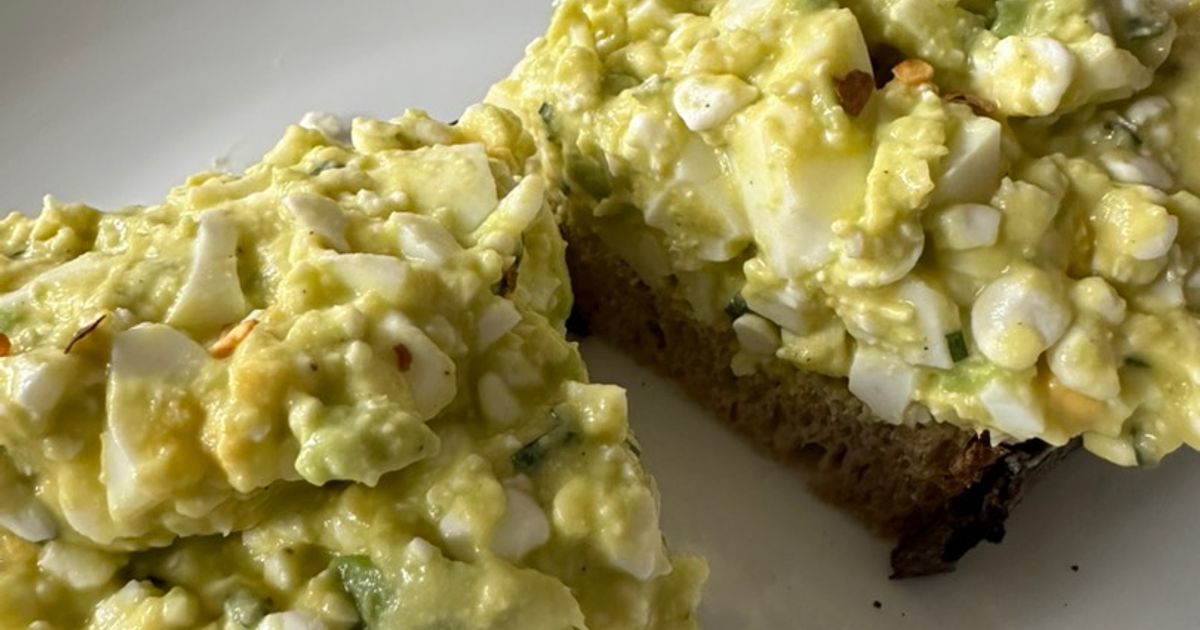 Avocado Egg Salad Toast Recipe by Ricardo