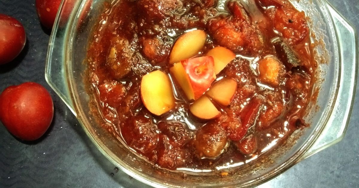 Microwave Plum Date Sweet Chutney Recipe by Krishna Biswas - Cookpad