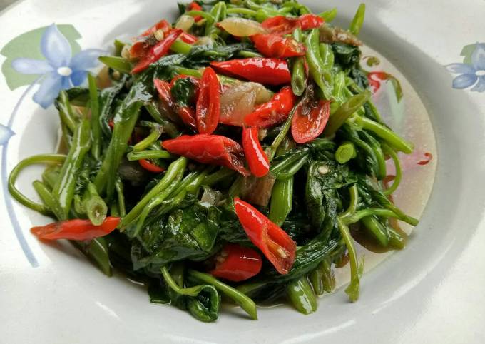 Resep Cah Kangkung Terasi oleh Fhani Bersama - Cookpad Resep Cah Kangkung Terasi oleh Fhani Bersama - Cookpad