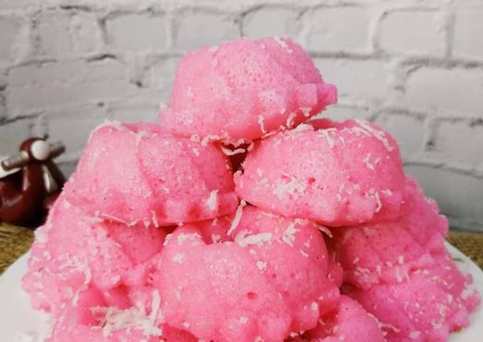 Resipi Apam Pink Gebu oleh Julia ALeen Aireish - Cookpad