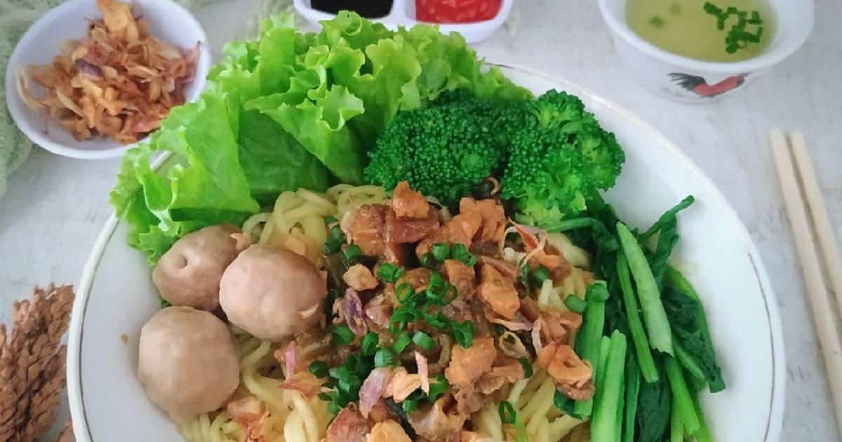 Resep Mie Ayam Jamur oleh Tri Yunianti - Cookpad