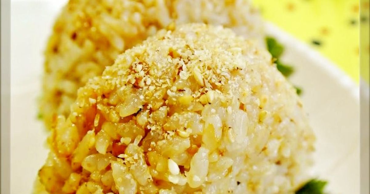 Bento & Breakfast Onigiri With Bonito Flakes And Sesame Recipe By どんぴんたん