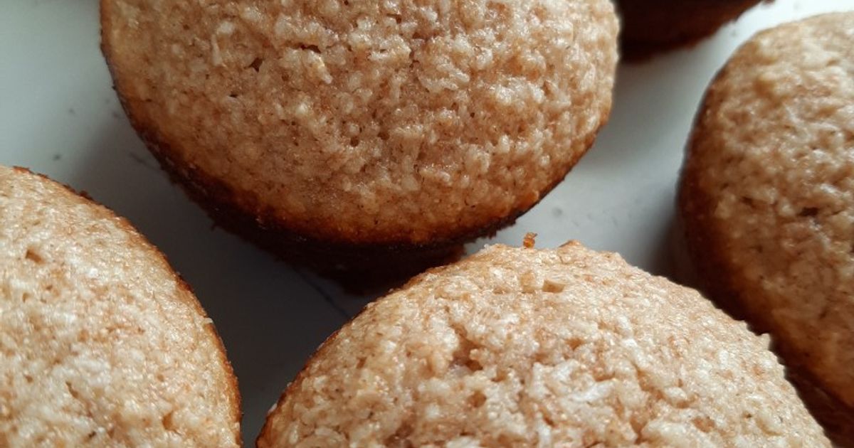 Muffins De Harina Integral Con Coco Recipe by Mica Calderon - Cookpad