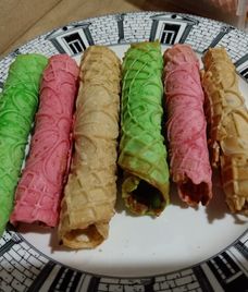 Resep kue semprong renyah, praktis, anti gagal, cocok untuk camilan