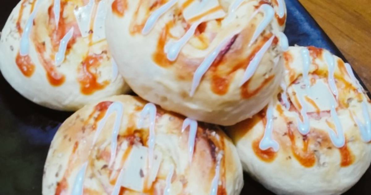 Resep Roti isi daging burger dan keju oleh Dyah Wahyu Sulistiani - Cookpad