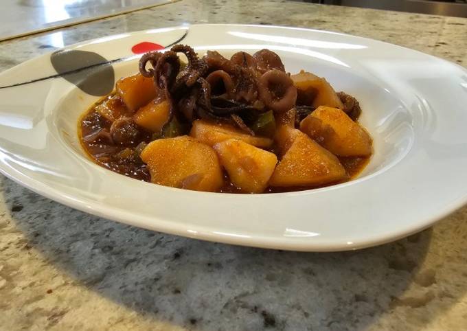 Chipirones guisados al pimentón Receta de Ptega- Cookpad