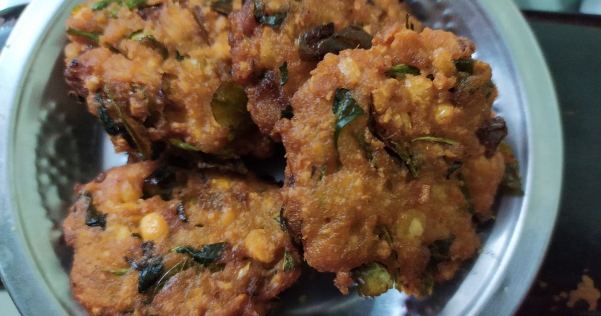 Peas Dhal Greenish Vadai Recipe by Kavithaselvaraj - Cookpad