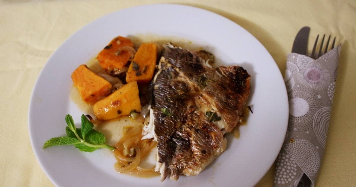 Dourada Assada com Batata Doce Receita por Rosa Santos - Cookpad