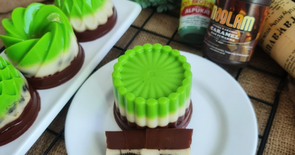 Resep Puding Mini Alpukat Caramel Non Dairy oleh Yuliana Jiu Dias - Cookpad