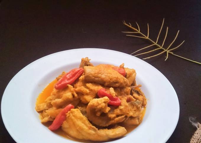 Resep Fillet pinggiran ikan tuna bumbu kuning oleh Fitri Yani - Cookpad