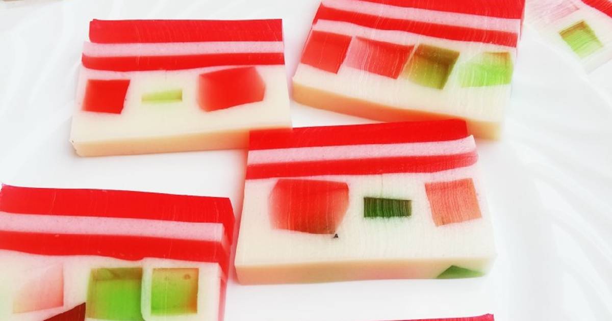 Resep Puding Lapis Dadu Ceria #FF oleh Riza Rafika Ditasari - Cookpad