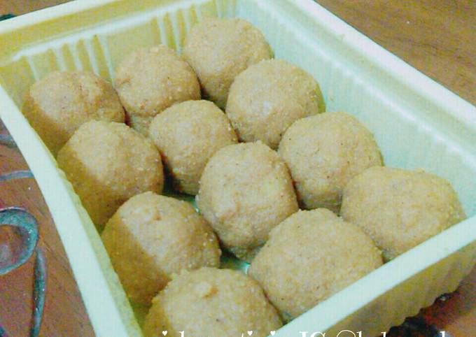 Resep Laddu Besan Susu / Manisan India oleh Mamcha @ikapratiwi - Cookpad