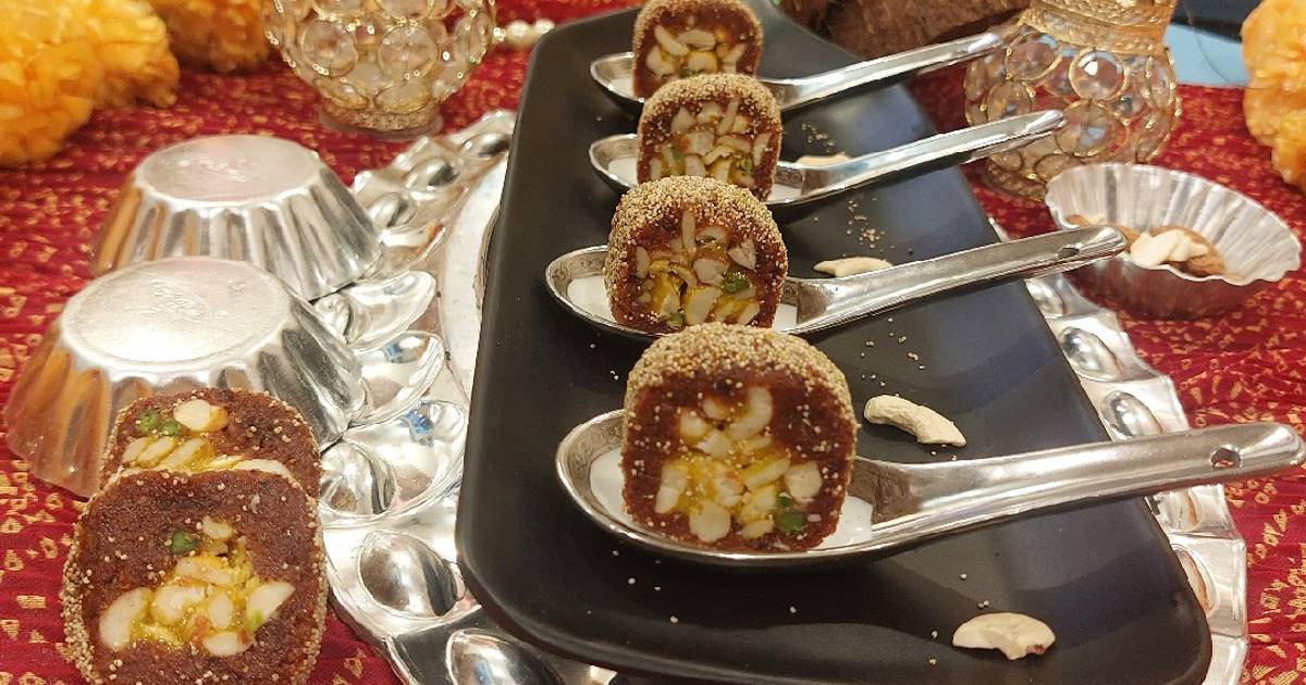 Anjeer Khajoor Roll Recipe by Astha Agarwal - Cookpad