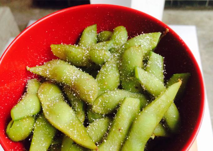 Resep Edamame rebus oleh dona wismaya - Cookpad