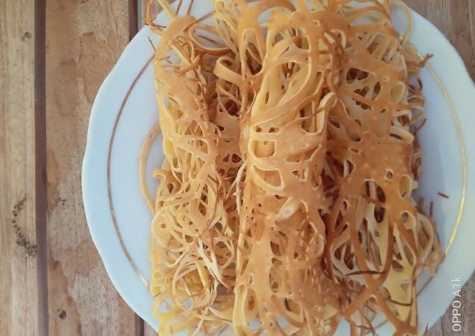 Resep Kue Jaring Laba-Laba oleh Excellita Naila - Cookpad