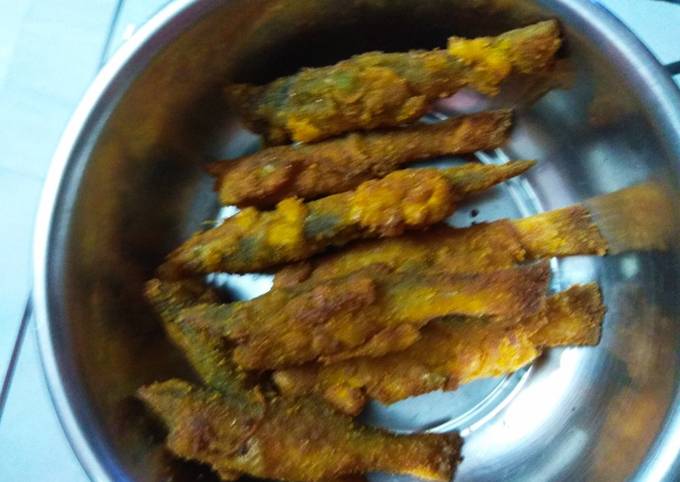 Crispy Topshe Fish Fry Recipe by Sunita Biswas Dhar - Cookpad