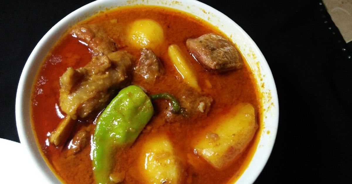 Aloo Ghosht Recipe by J Junaid Motiwala - Cookpad