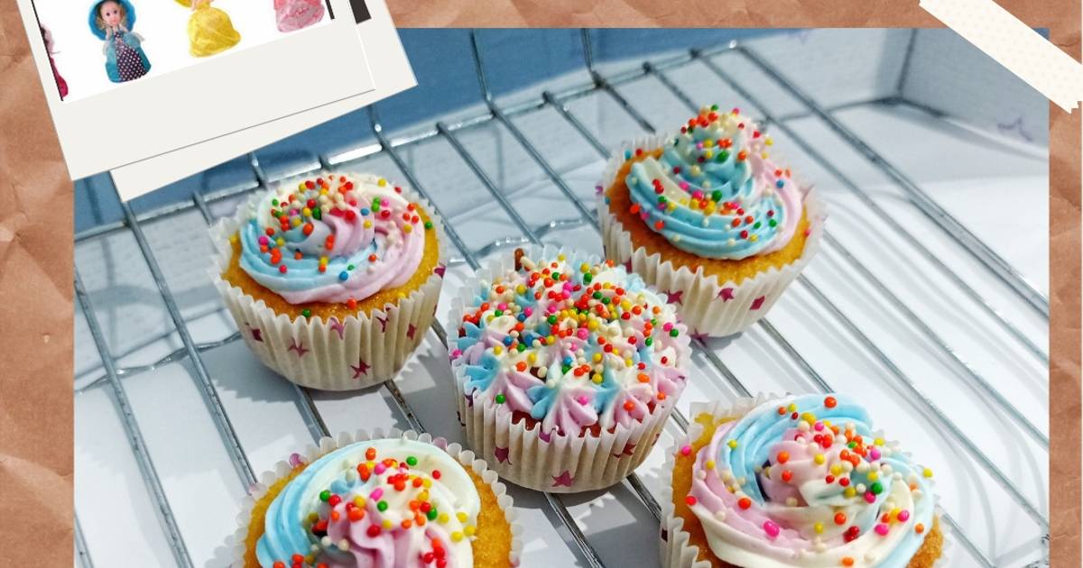 Resep Simple Cup Cake oleh _Mila's Kitchen_ - Cookpad