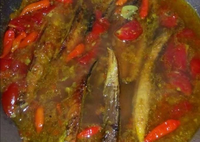 Resep Asem-Asem Ikan Pindang oleh Wida Ciwid - Cookpad