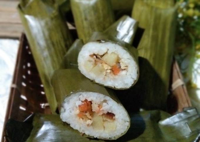 Resep Arem-Arem isi ayam sayuran oleh Mak Win - Cookpad